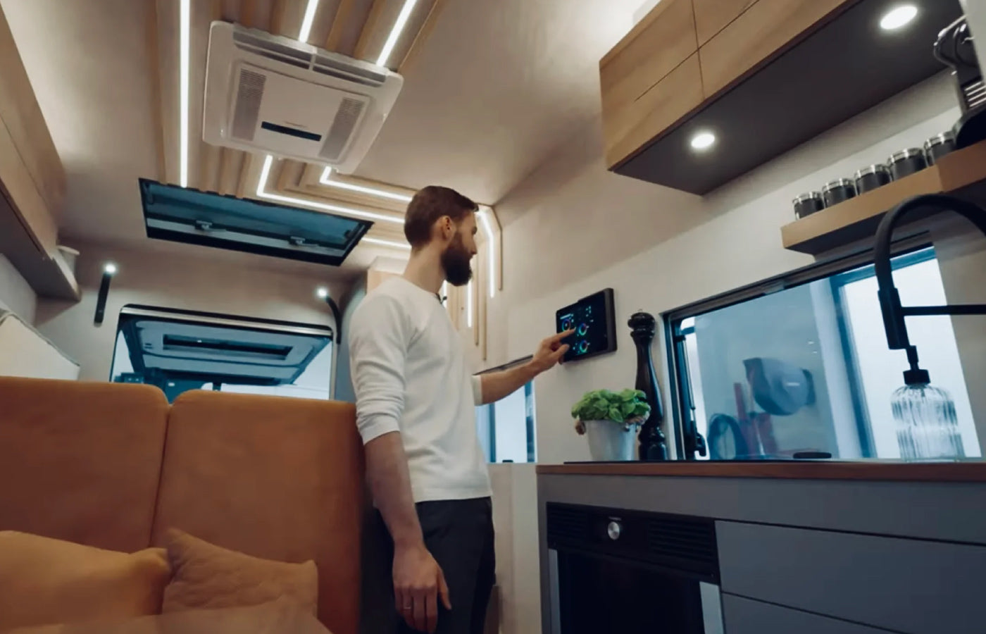 Smart Home im Wohnmobil - unterwegs zuhause | Displine